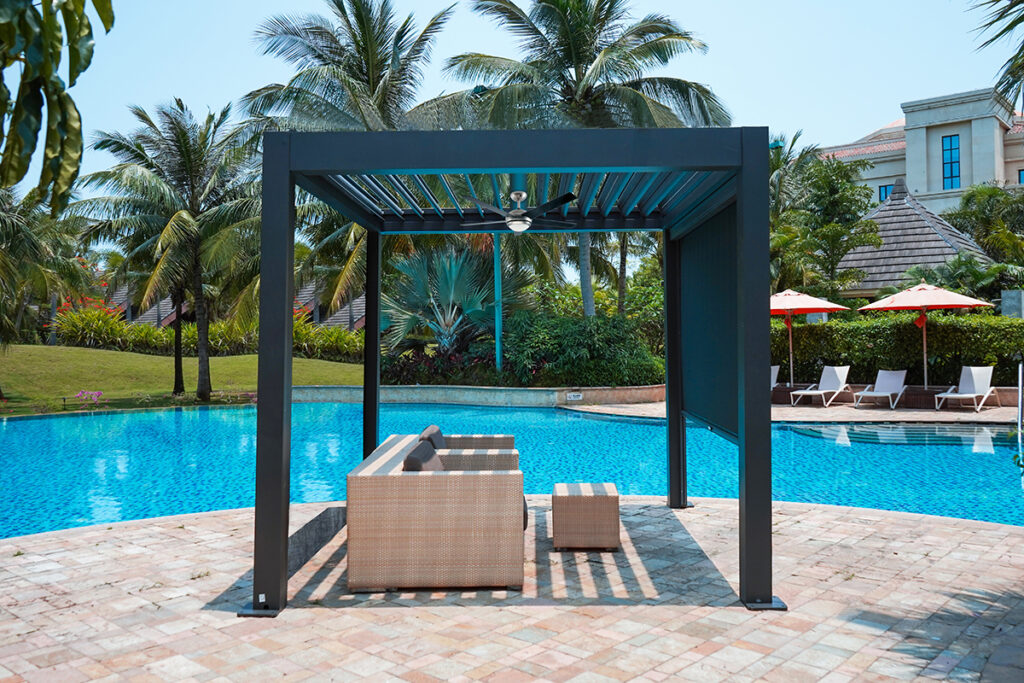 Solar-Powered Aluminum Pergola | Sola